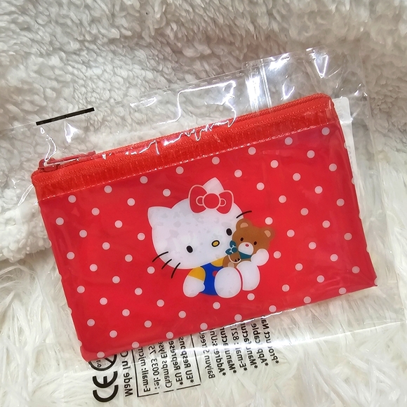 Hello Kitty | Accessories | Hello Kitty 5th Anniversary Red And White ...